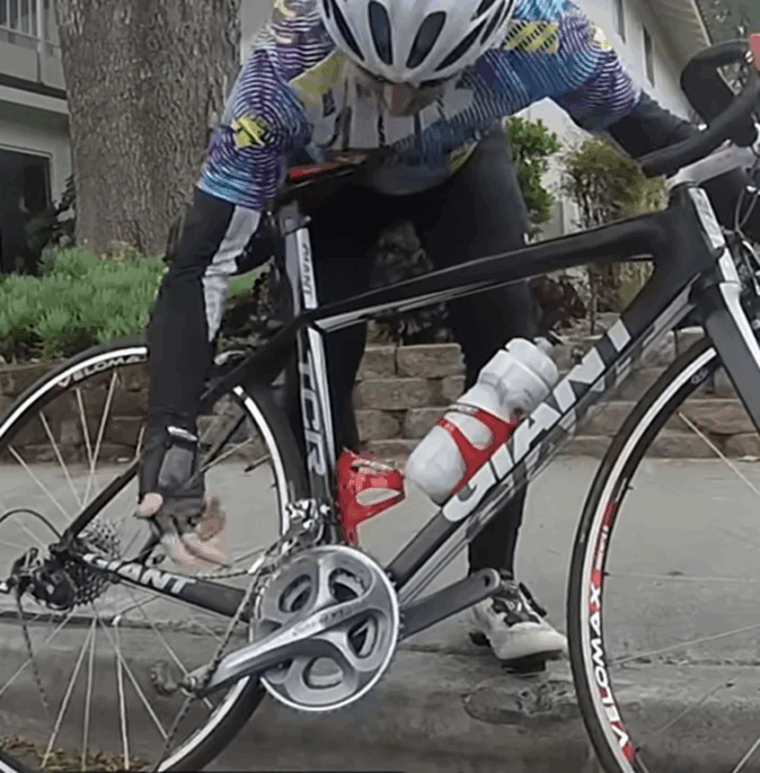 Why Your Bike Chain Keeps Falling Off + Causes and Solutions ...
